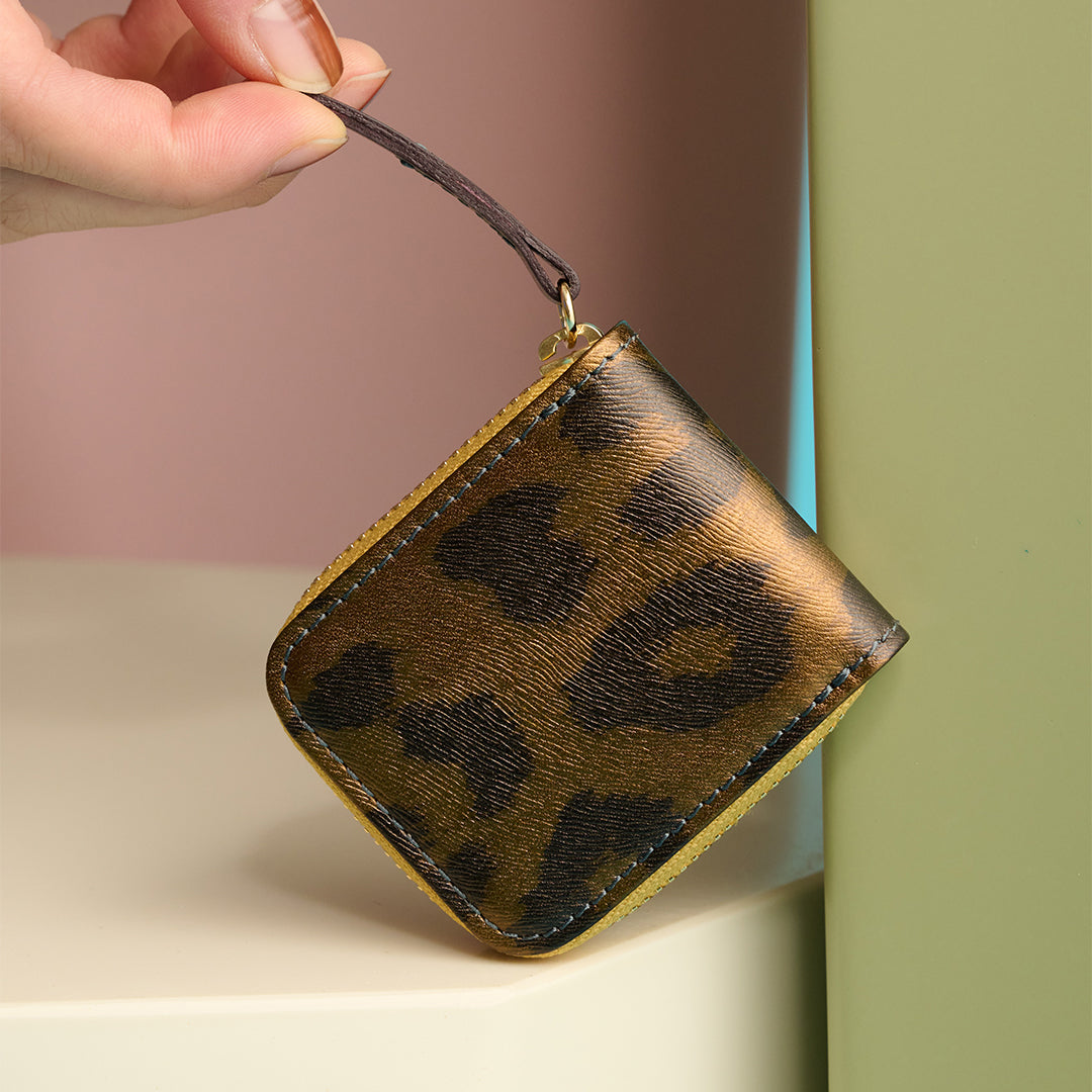 Coin purse / leopard print | テーーマ teema